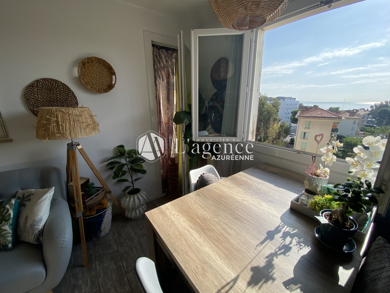 Vente appartement Nice 3 pièces 57m² € | L'Agence Azuréenne
